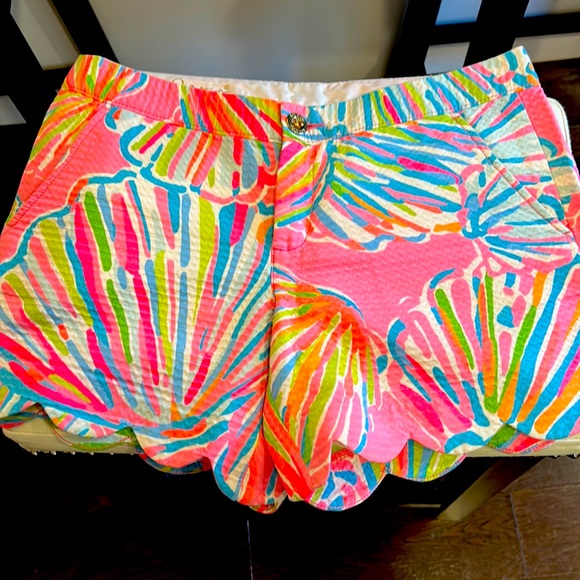 Lilly Pulitzer | Shorts | Lilly Pulitzer Buttercup Shorts Size 4 | Poshmark